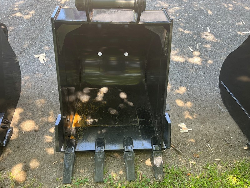 2024 Caterpillar 308 Excavator 24" Bucket for sale $1,200 | Machinery ...