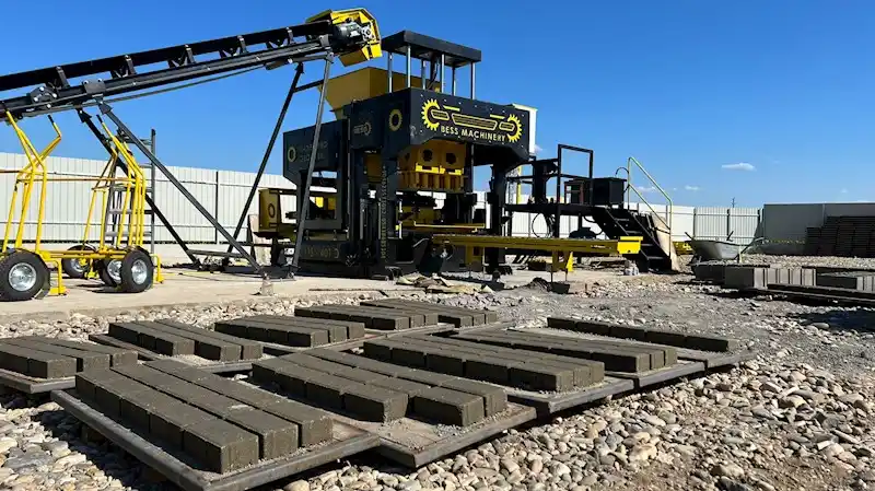 2025 Bess Concrete Block Machine PRS600 for sale $2,500 | Machinery ...
