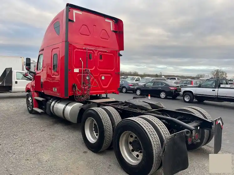 2019 Freightliner Cascadia 126 Road Tractor for sale $72,000 ...