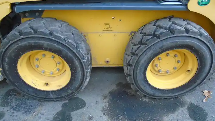 2016 Gehl R220 Skid Steer Loader for sale $27,000 | Machinery ...