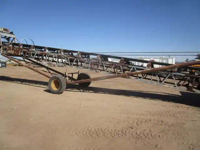 Kolberg 60 ft. Trap Feeder Radial Stacker Conveyor (2682) for sale ...