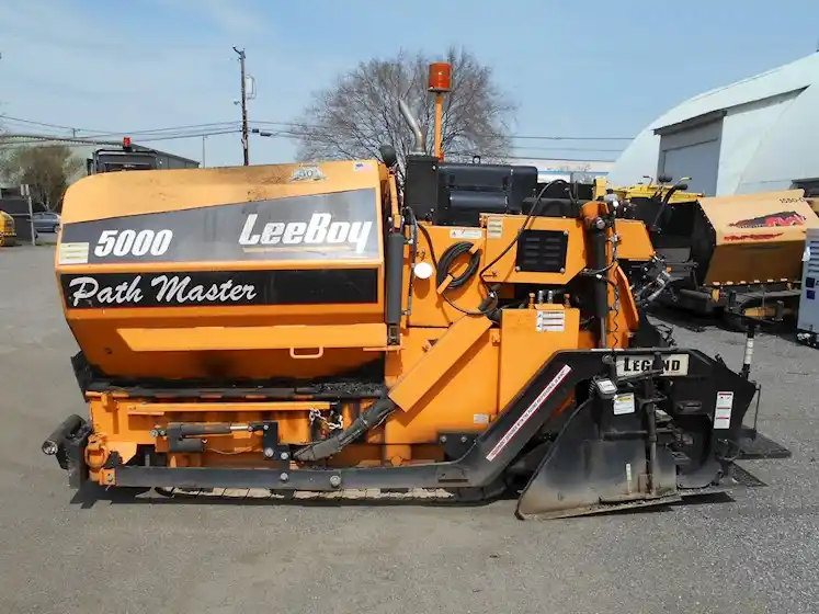 2015 LeeBoy 5000 Path Master for sale $77,000 | Machinery Marketplace ...