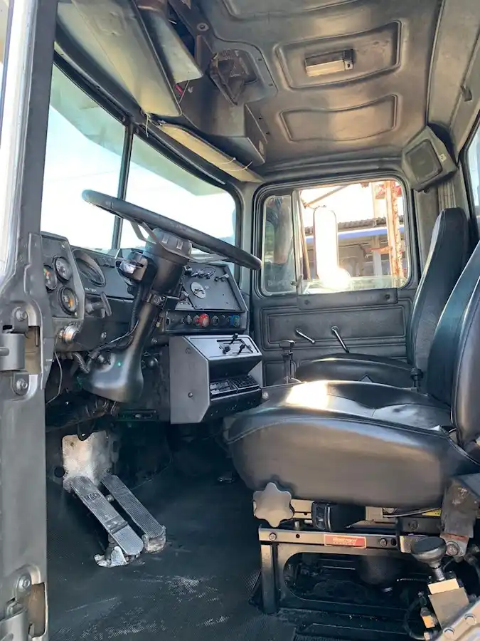 1998 Mack RD688 for sale $35,000 | Machinery Marketplace | 4956AF1A