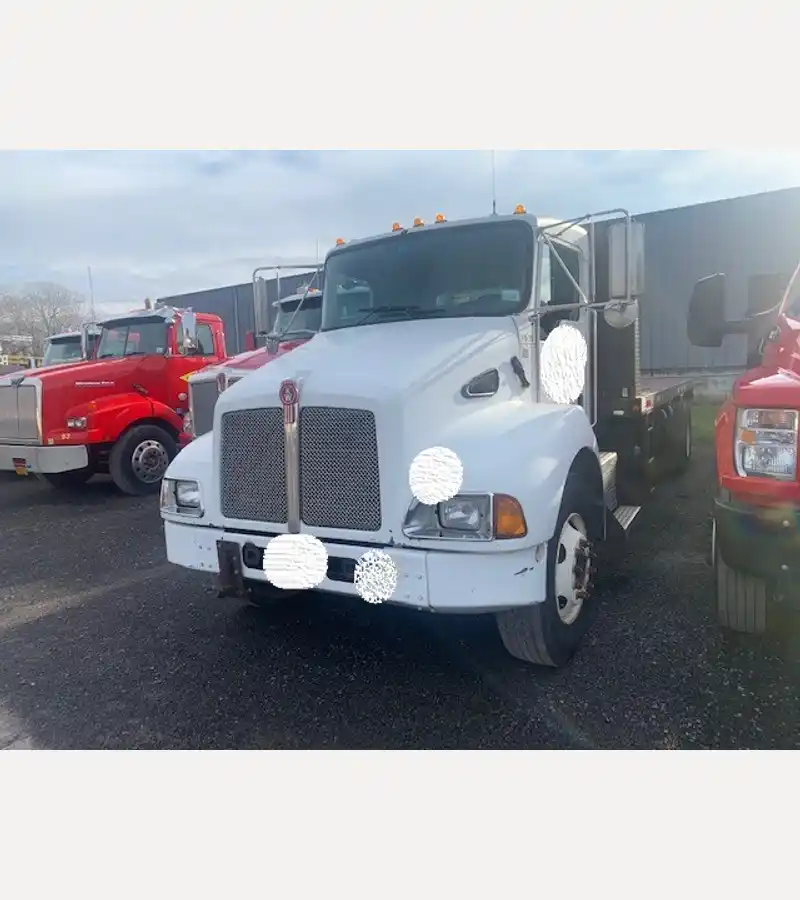2007 Kenworth T360 Flatbed Truck for sale $6,000 | Machinery ...