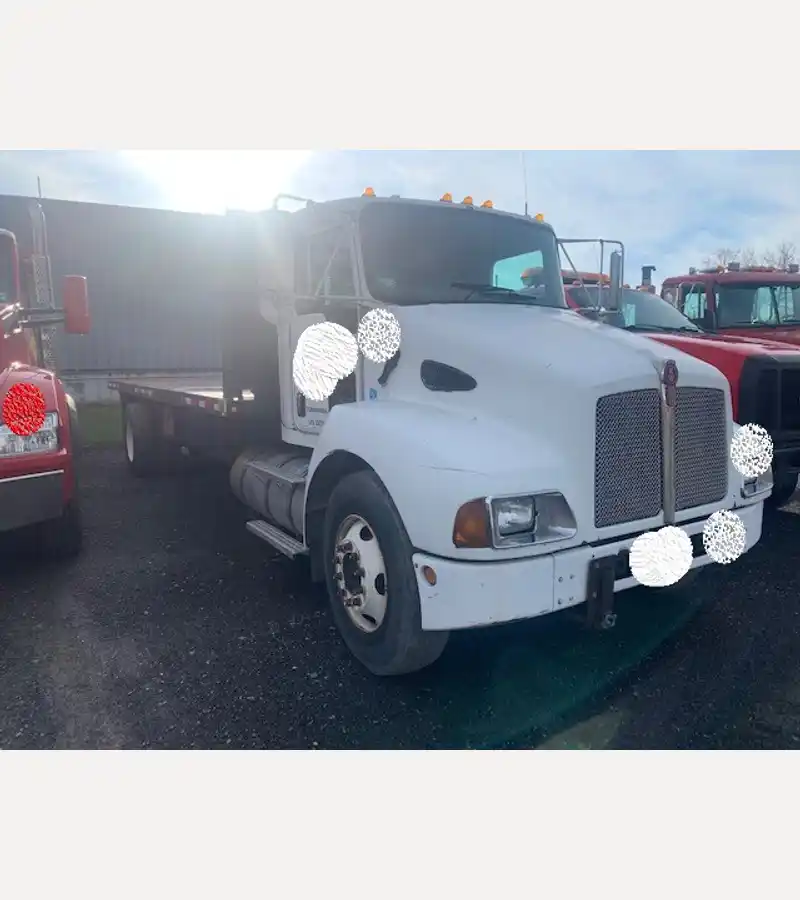 2007 Kenworth T360 Flatbed Truck for sale $6,000 | Machinery ...